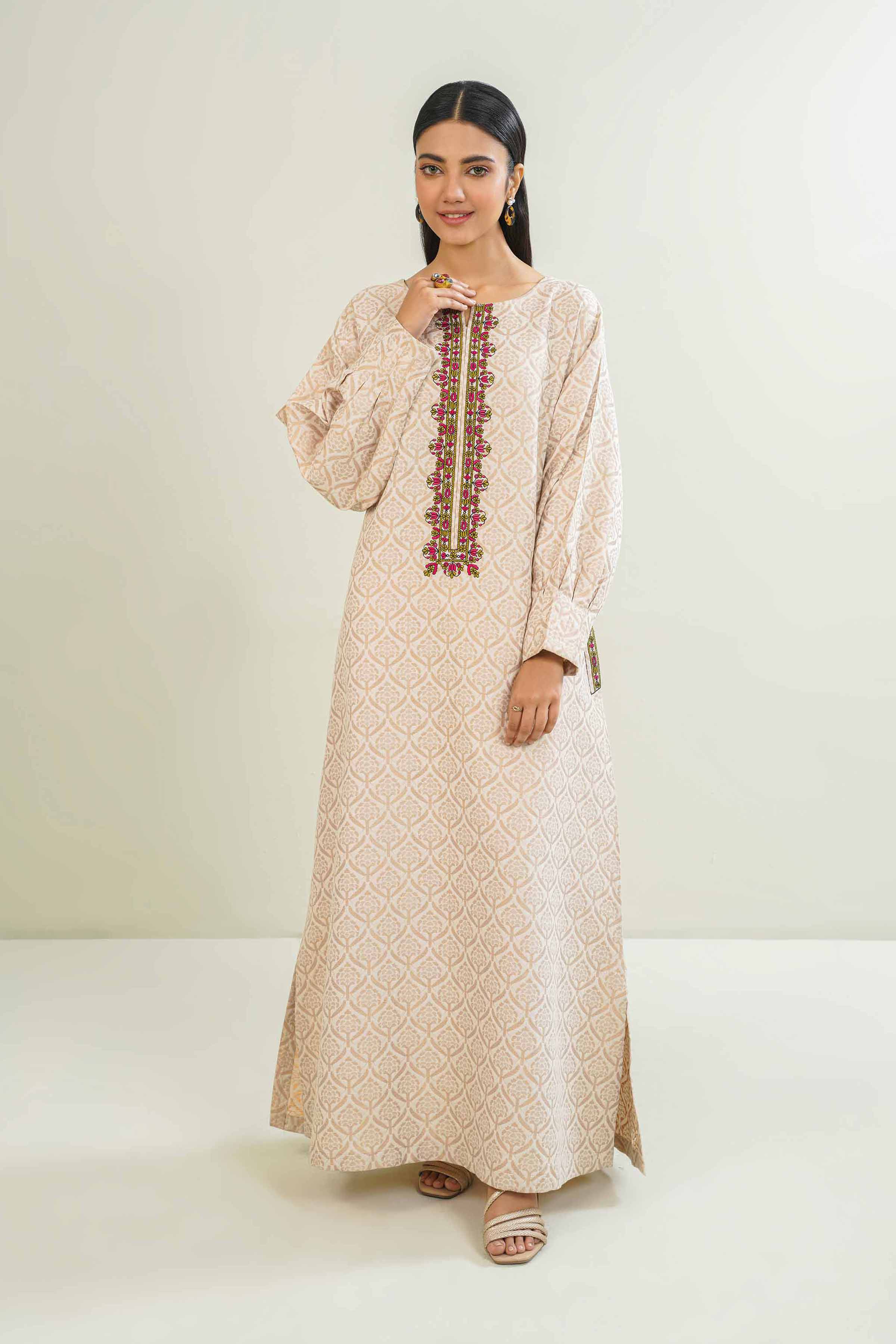 Embroidered Fustaan - DE23-108 – NISHAT UAE