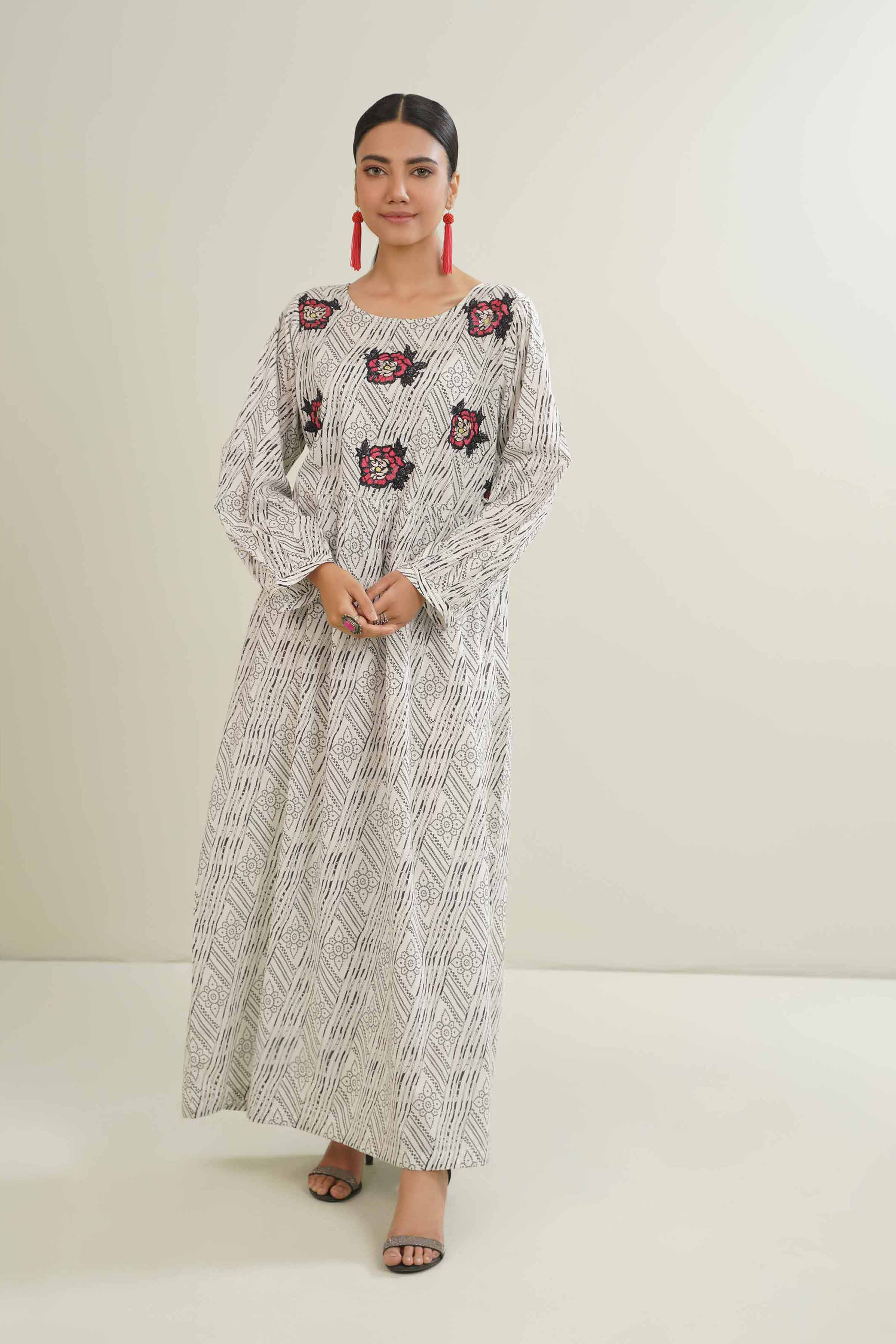 Printed Embroidered Fustaan - DE23-111 – NISHAT UAE