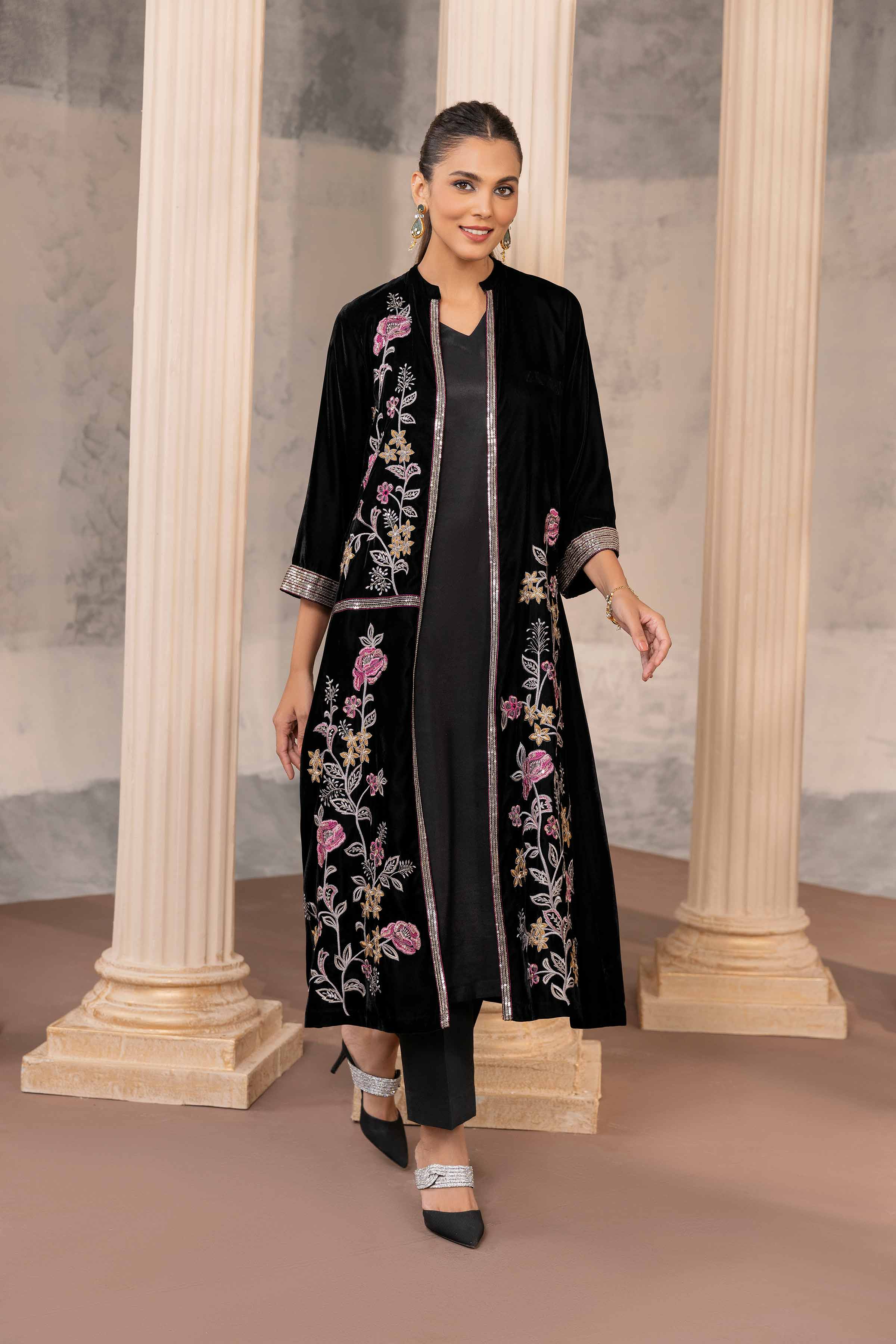 Embroidered Fustaan - FW23-03 – NISHAT UAE